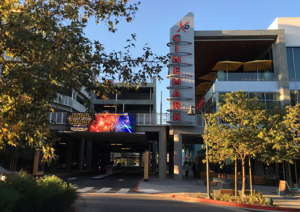 Cinemark Playa Vista and XD | i-cities.com